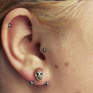 Transverse Lobe Piercing 30+ Image Ideas Jewelry Pros & Cons - Right ...
