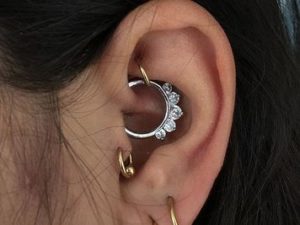 Rook Piercing 50 Ideas Jewelry Pros & Cons - Right Piercing
