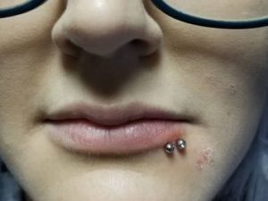 Spider Bites Piercing 45+ Image Ideas Aftercare & Jewelry - Right Piercing